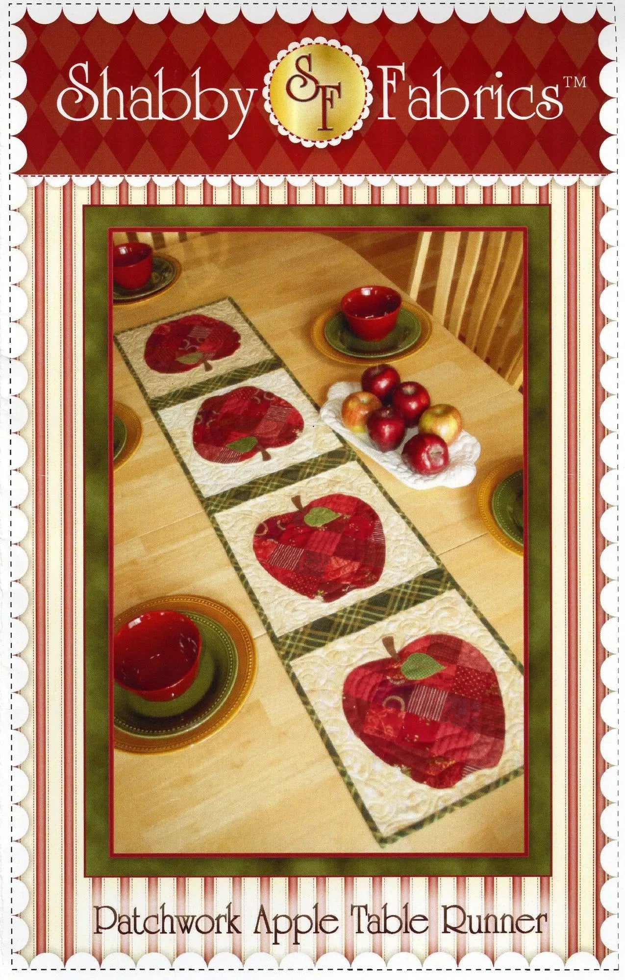 Patchwork Apple Table Runner - Linda's Electric Quilters