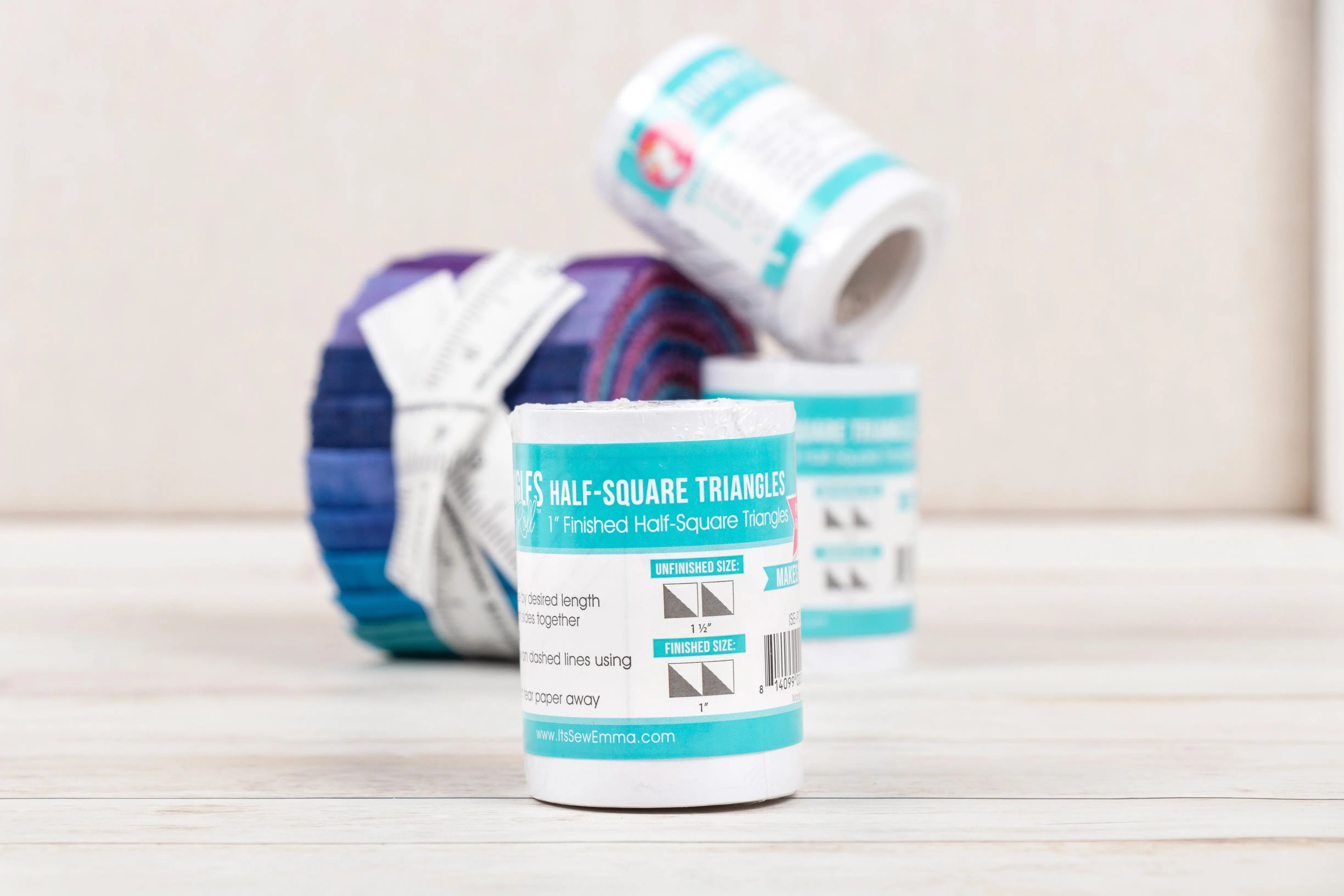 1in Precut Friendly Half Square Triangle Papers - Linda's Electric