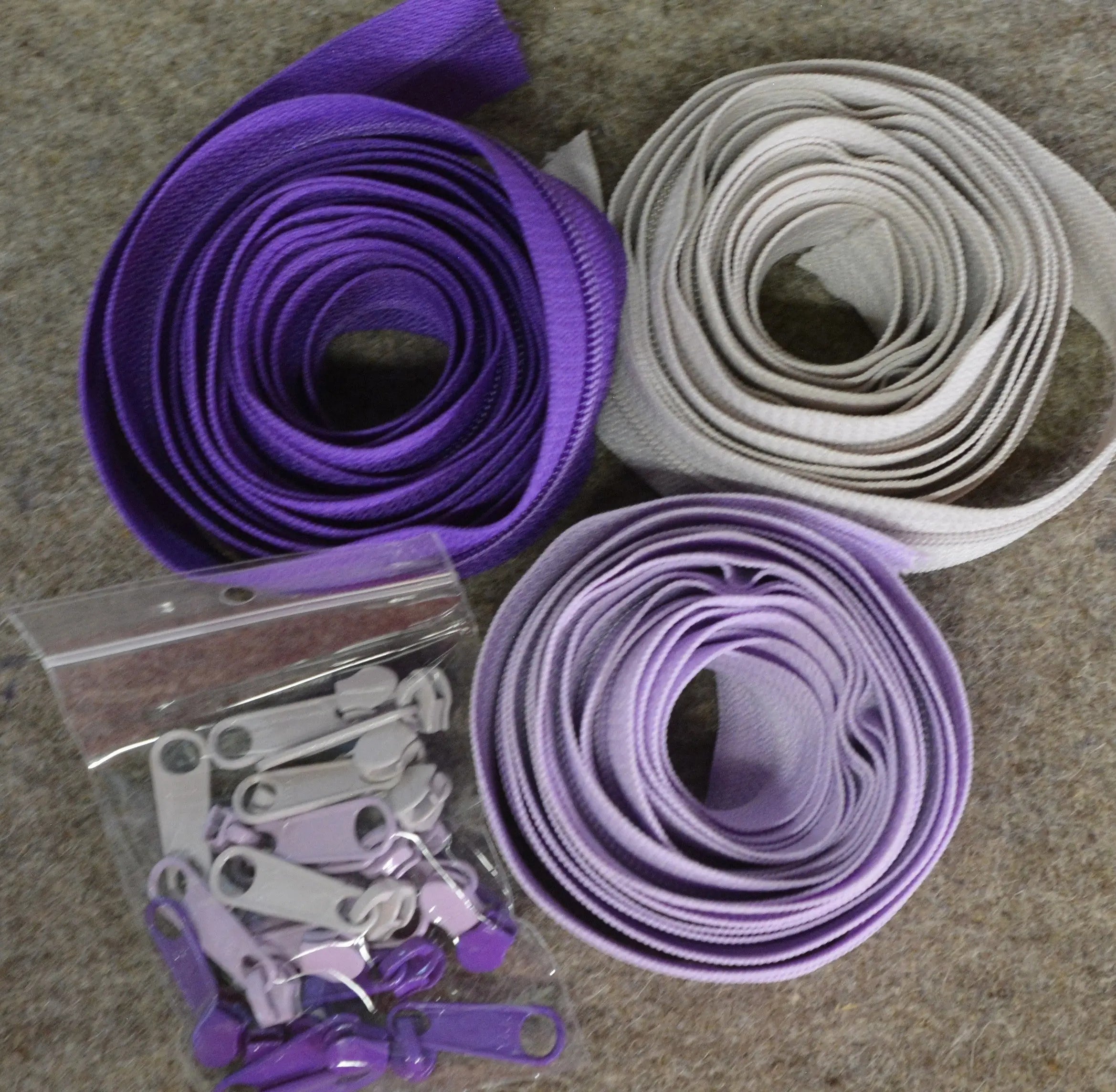 Zipper Trio Purple Passion - Linda's Electric Quilters